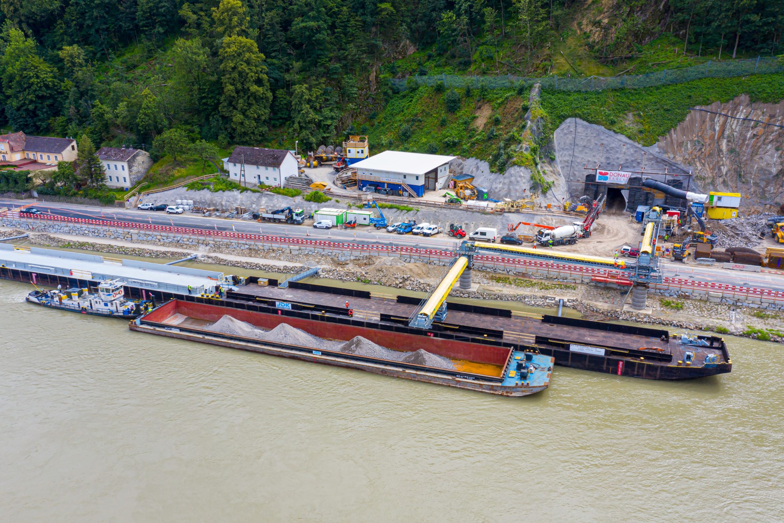 Short-range waterway transport as part of a highway construction ...