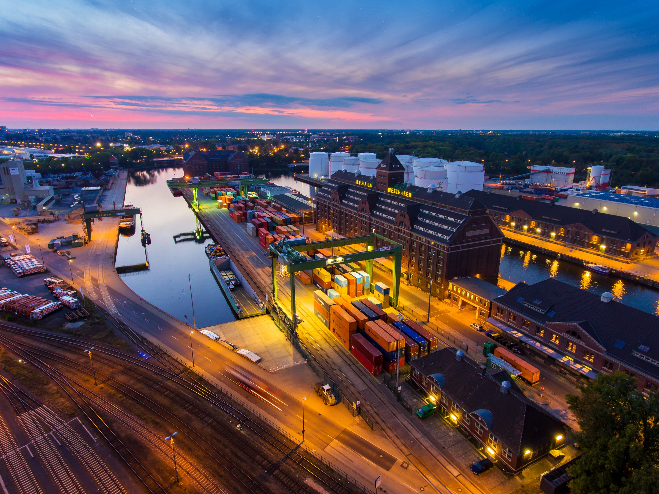 Good practice case study: how LED smart lighting can help ports to save ...